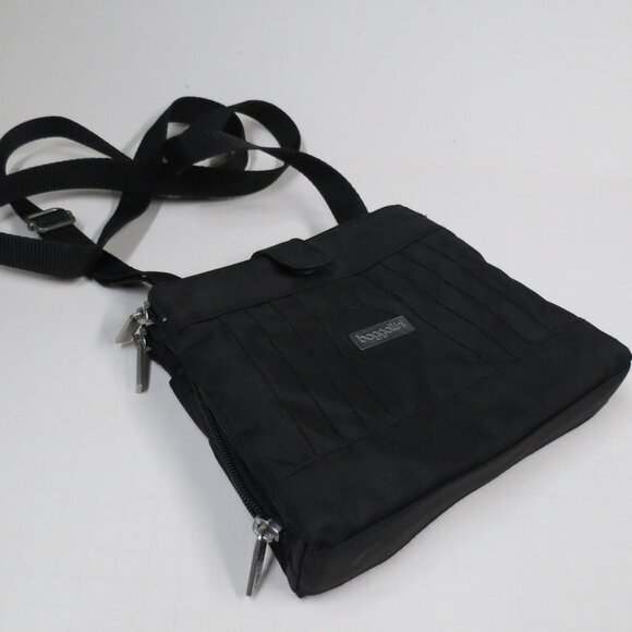 Baggallini | Bags | Baggallini Triple Zip Bag Crossbody | Poshmark